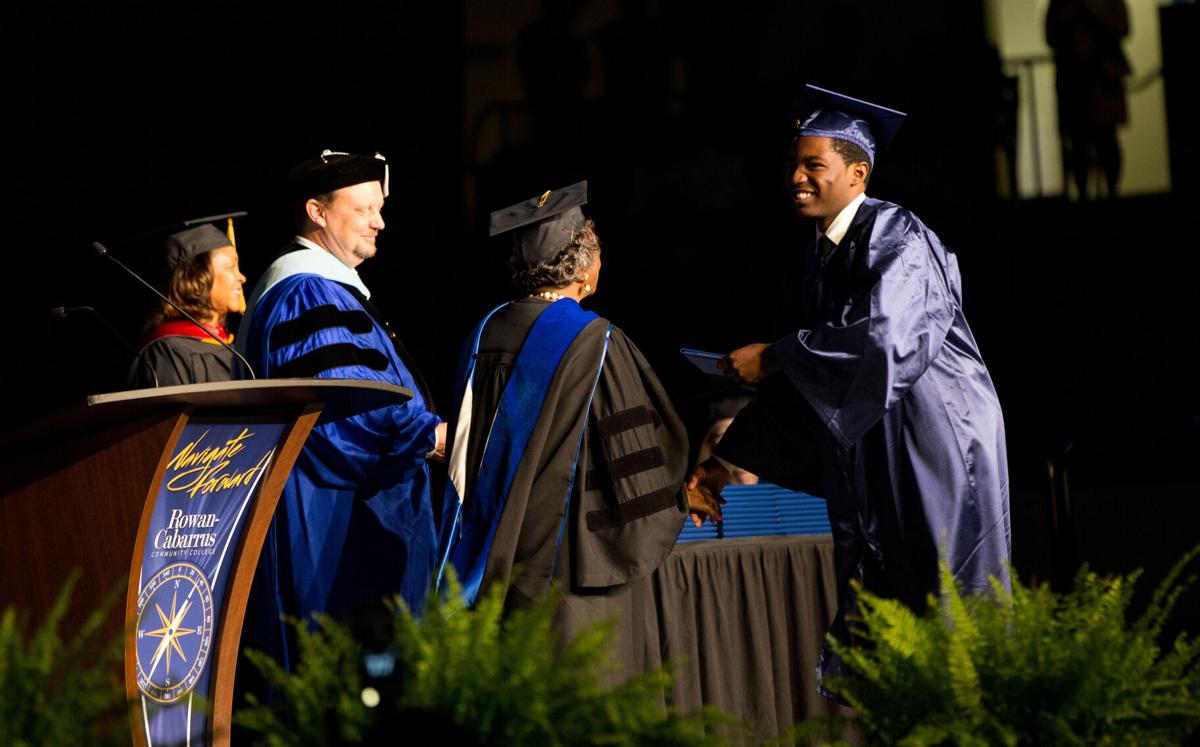 Rowan-Cabarrus celebrates 1,235 graduate during 59th Commencement ceremony