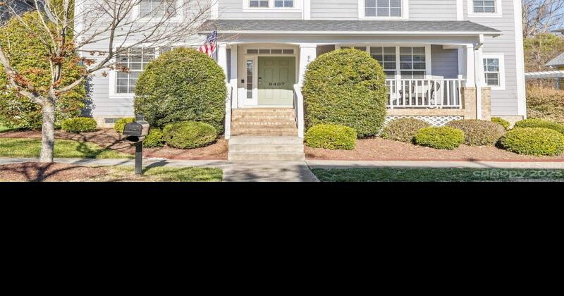 4 Bedroom Home in Huntersville - $675,000