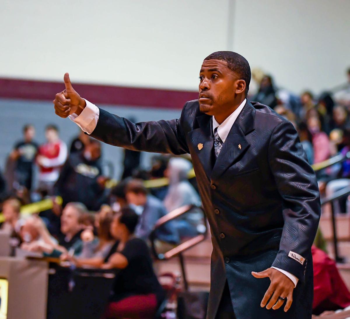 BOYS HIGH SCHOOL BASKETBALL: Batts has Bulldogs ready for another state ...