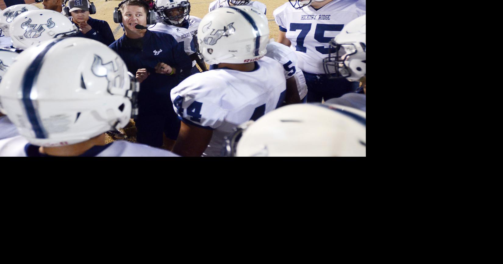 ALL-SW4A FOOTBALL: Eight Bulls, coach grab Southwestern 4A Conference ...