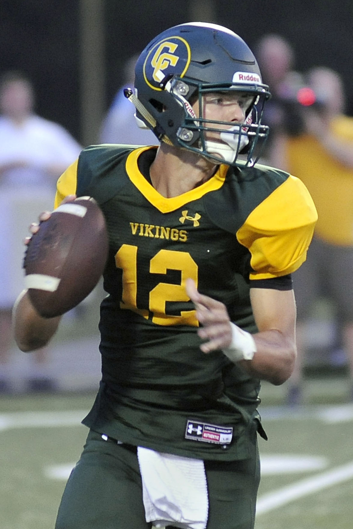 Bulls hold off Vikings’ furious comeback for rivalry win | Sports News ...