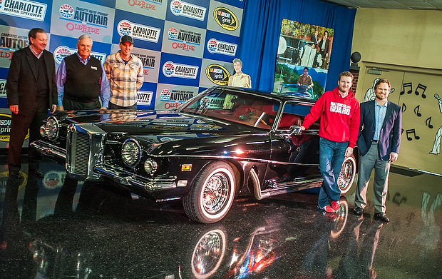 Earnhardt takes Elvis Presley’s last ride for a spin at speedway