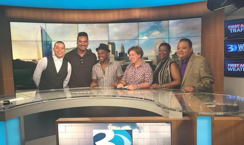 North Carolina Music Hall of Fame presented with Elizabeth Cotten’s banjo