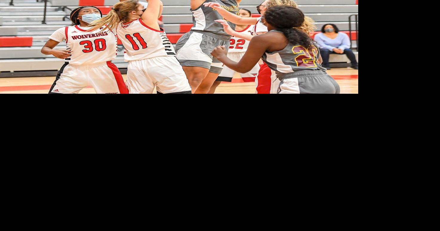 GIRLS BASKETBALL: In game for the ages, Hobbs (42 points) leads ...