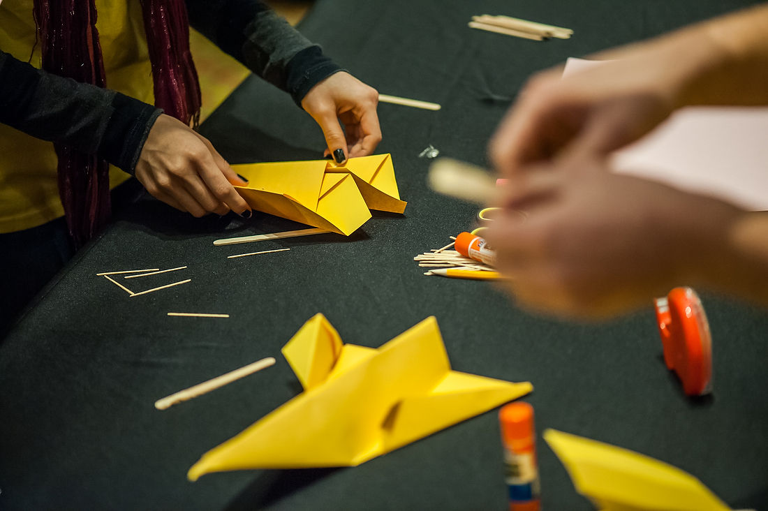 STEM Paper Airplanes Independenttribune stem-paper-airplanes-independenttribune