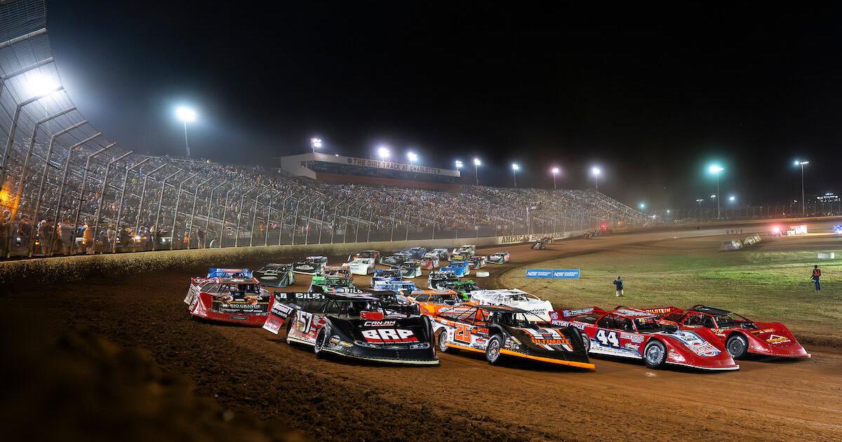 World of Outlaws finals at Charlotte Motor Speedway