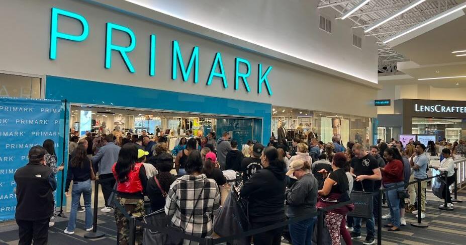 Primark opens to big crowd at Concord Mills
