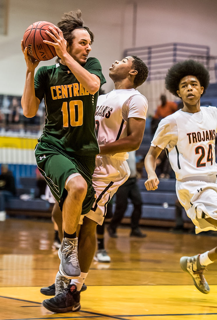 Trojans top Vikings in OT to take Cruse Christmas Classic | Sports ...