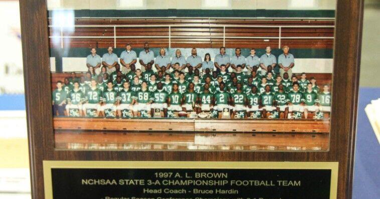 1997 A.L. Brown Wonders state champions inducted in Hall of Fame