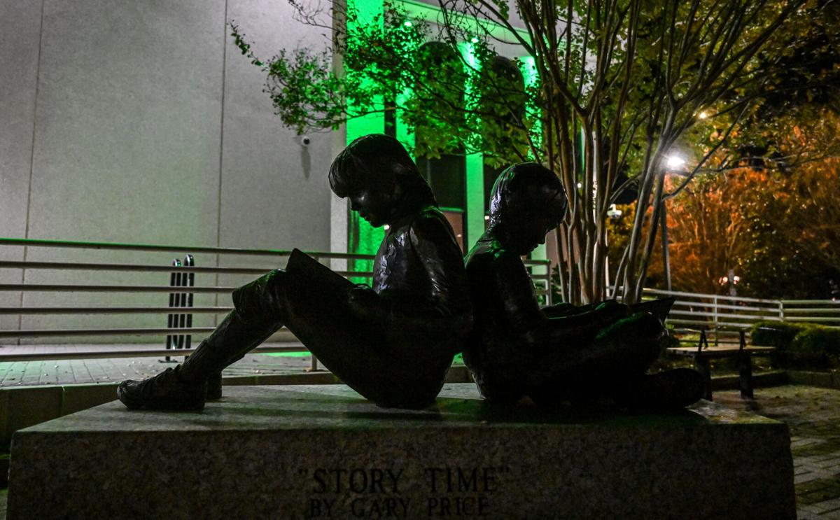 Gratitude in action: 2023 Veterans Day activities, closures