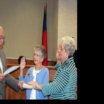 Kannapolis board keeps leaders, swears in re-elected members