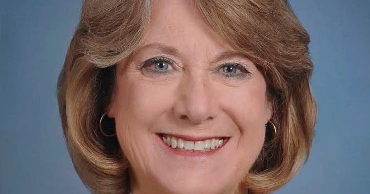 Charlotte 49ers AD Rose announces retirement