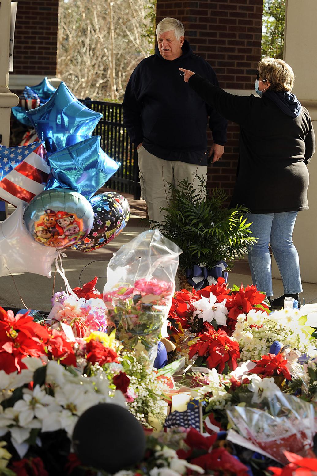 Officer Jason Shuping's last ride past CPD Headquarters