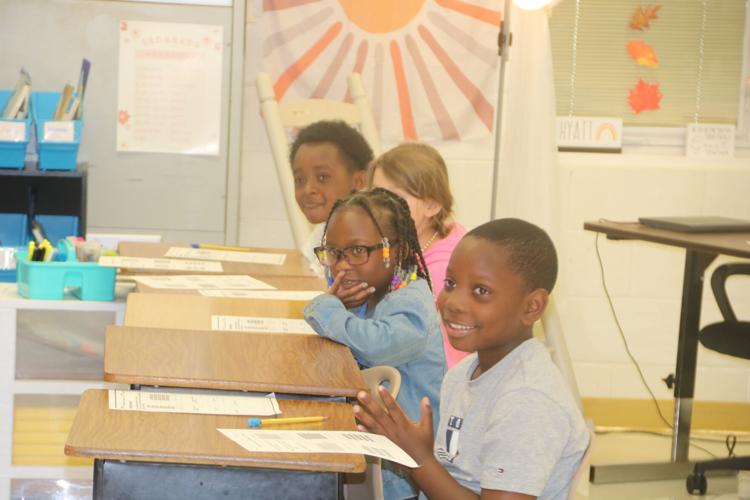 Pinecrest Elementary ranks second in state for outstanding performance | News | indexjournal.com