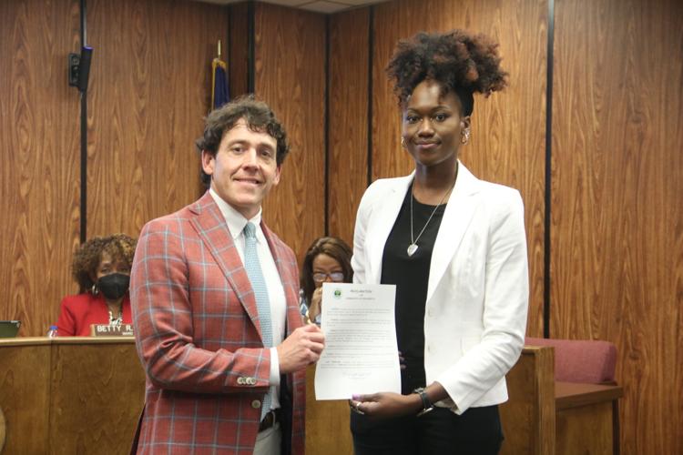 GPD officers receive awards at city council meeting | News ...