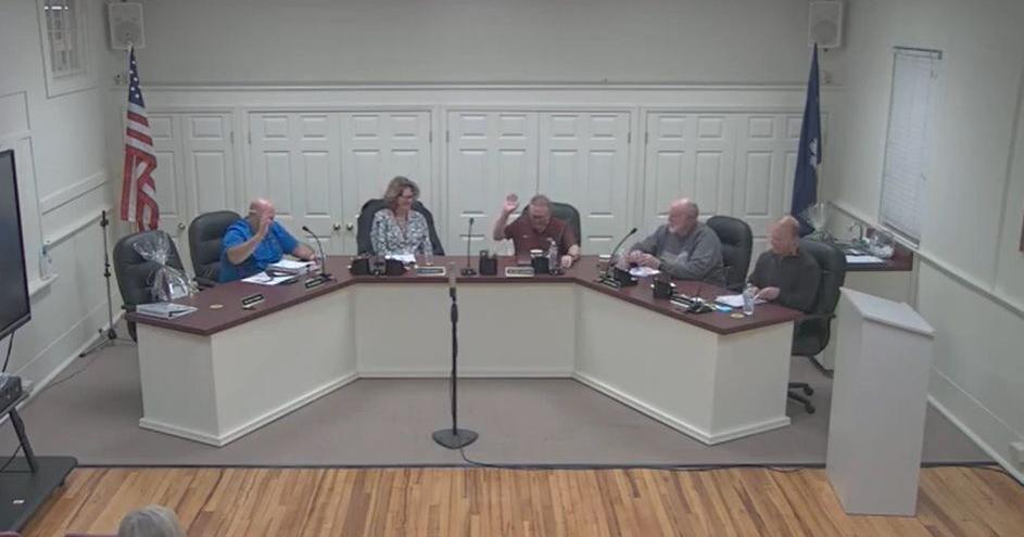 District 52 board gets update on old high school project | News ...