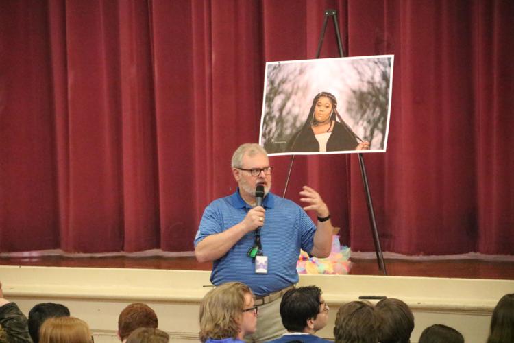 'Most Unforgettable': Classmates, school staff grieve after loss of ...