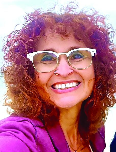 #ilovethislife: Taking a holiday stand | Columns | indexjournal.com