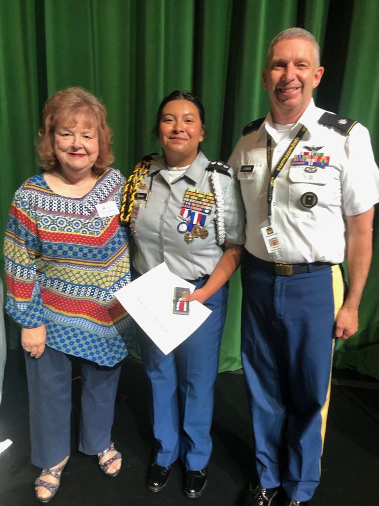 Vargas-Luna receives ROTC award | Lakelands Connector | indexjournal.com