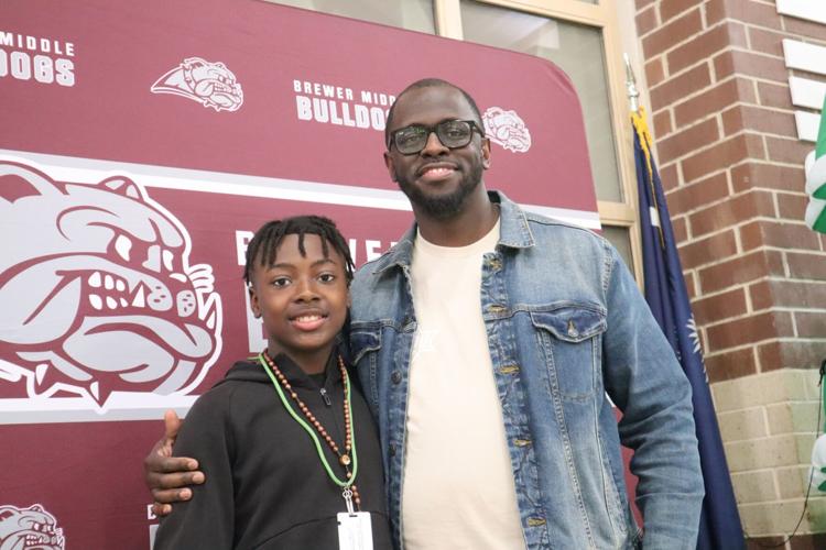 Eggs Up Grill, customer working to flip negative into positive | News ...