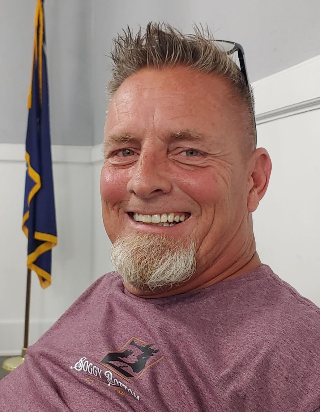 Edwards wins another term as Abbeville mayor; Thomas holds on to ...