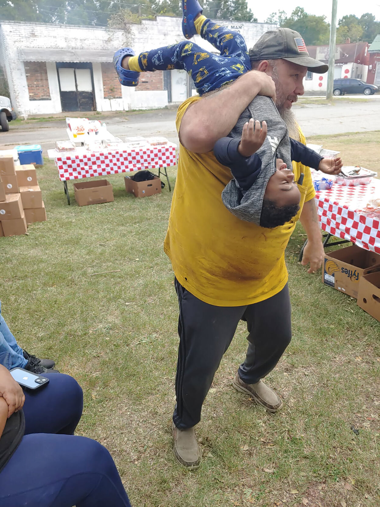 Food & Smiles: Dinners help bring Calhoun Falls together | News ...