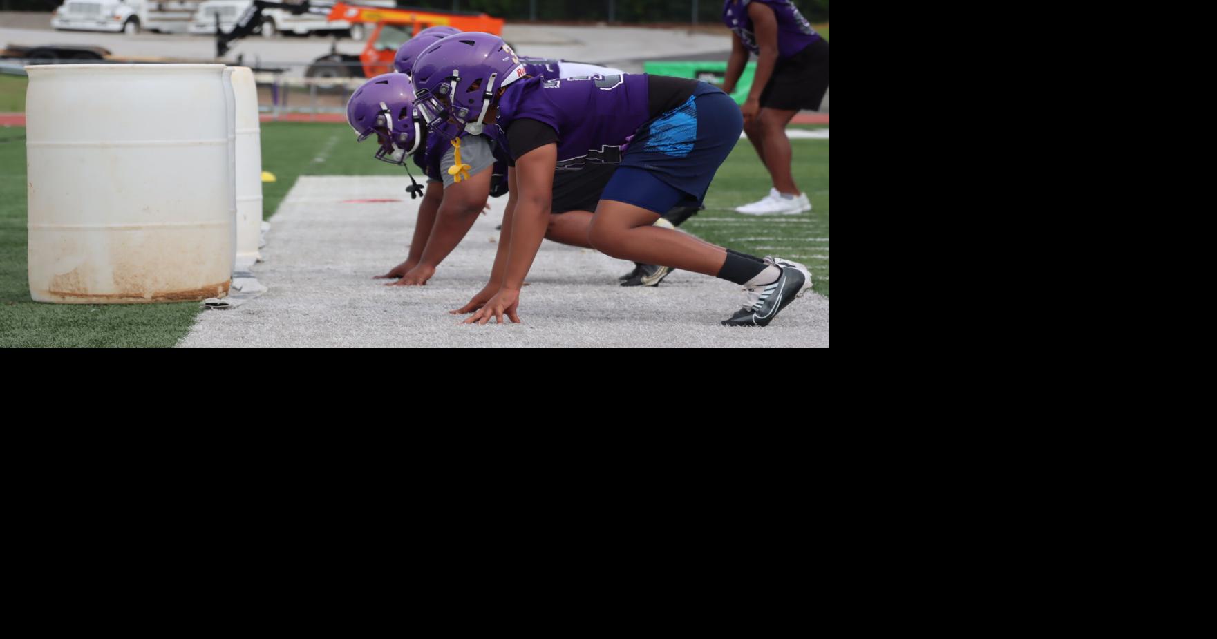 "Bigger, stronger and faster:" Emerald football begins new season with ...