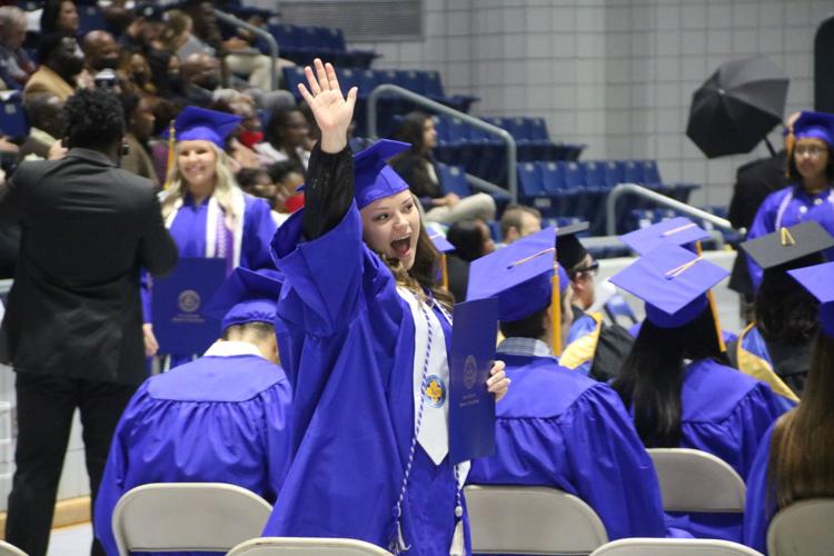 Lander hosts commencement for fall 2021 graduates | News | indexjournal.com