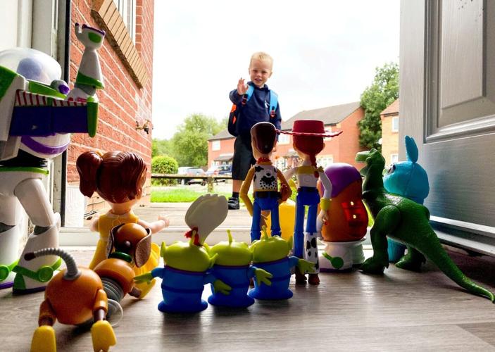 Boy from viral ‘Toy Story’ photo invited to ‘Toy Story 5’ premiere ...