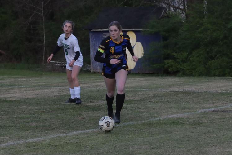 Dixie girls dominate possession, take down Cambridge | Sports ...