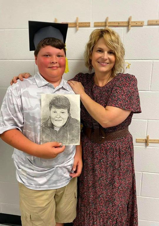 Hodges Elementary teacher gives personalized gifts to departing fifth ...