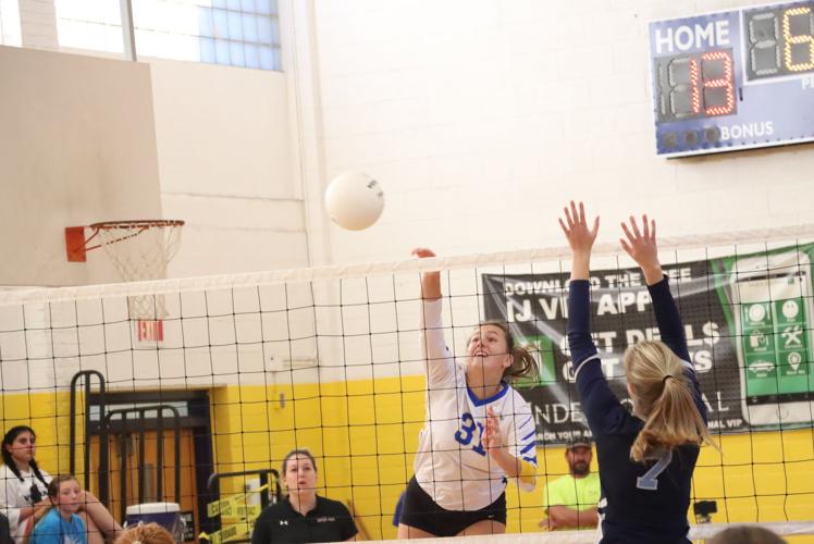 Jillian Mapes breaks 1,000 career assist mark | Sports | indexjournal.com