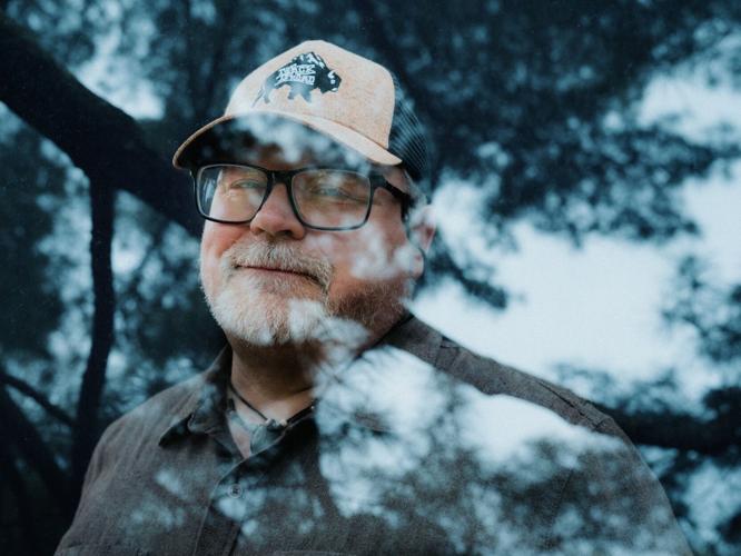 Photographer Jason Lindsey's 'Cracks in the Ice' explores climate ...