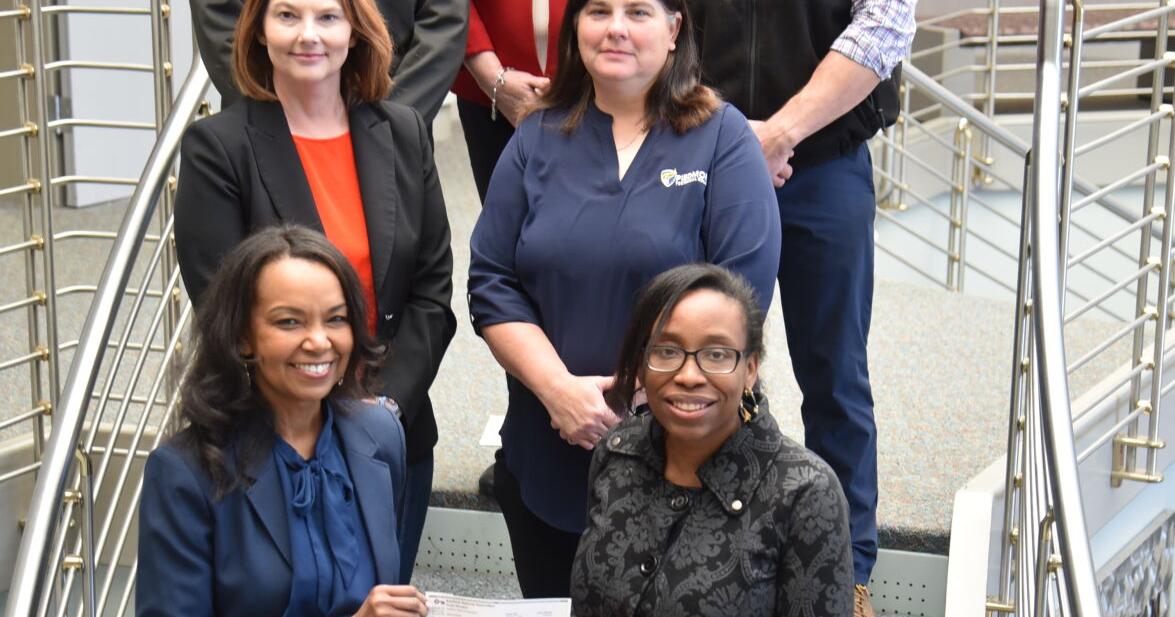 Eaton donates $35,000 to PTC for ABB Robot Training Program | Lakelands ...