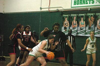 Searles leads McCormick girls to win at Dixie | Sports | indexjournal.com