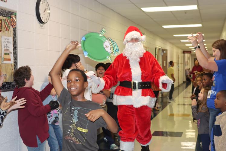 Wildcats take flight: Rice Elementary hosts mini Macy's Day Parade ...