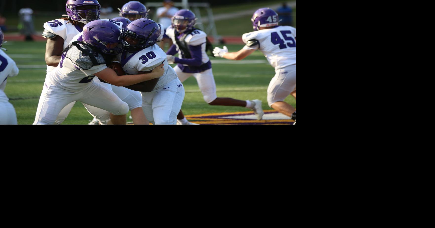 Emerald football showcases new scheme in spring game | Sports ...