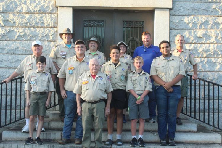 Scouts install grave markers for veterans at Edgewood Cemetery | News ...