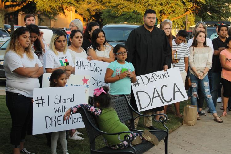 Keeping the dream alive: DACA recipients gather in Uptown to show ...