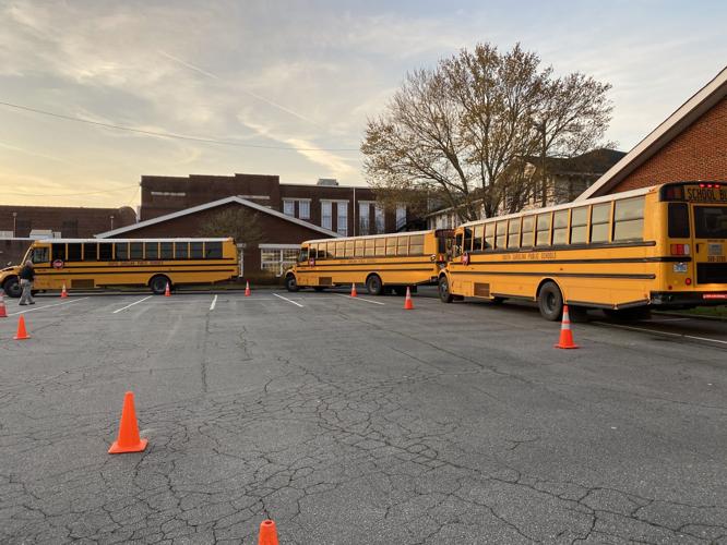 ‘The way we roll’: Fay Sprouse, District 51 bus drivers take meals to ...
