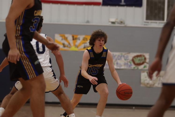 Cambridge's Maddox Lee surpasses 1,000 points, looking for more ...