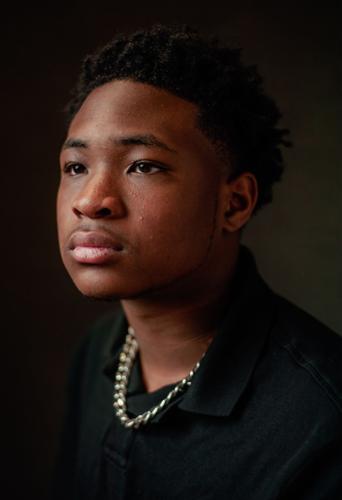 High schoolers' portraits premiering at Zane Logan's Lander show ...
