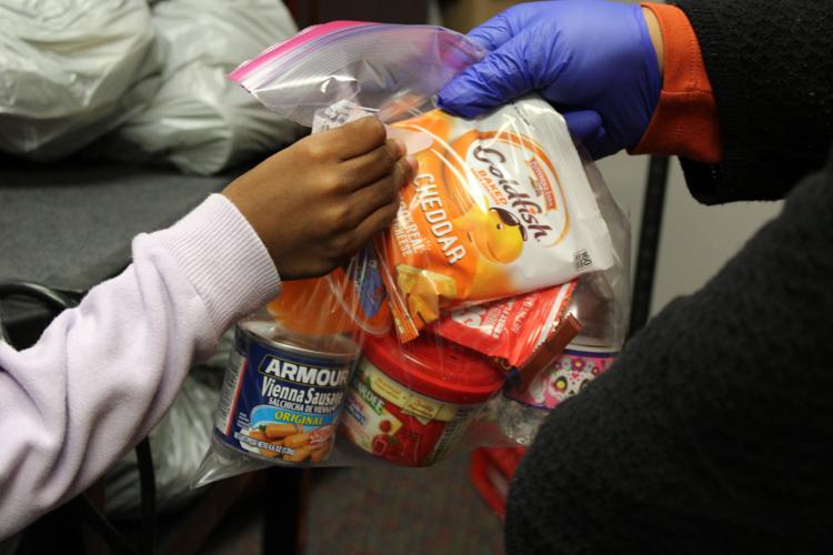 Weekend food programs help local schoolkids who need a little help ...