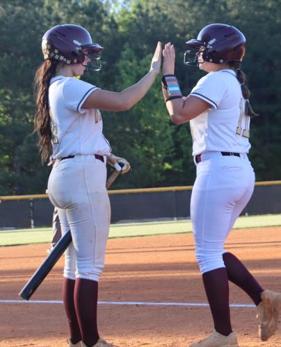Big first inning helps propel Ninety Six softball to playoff win ...