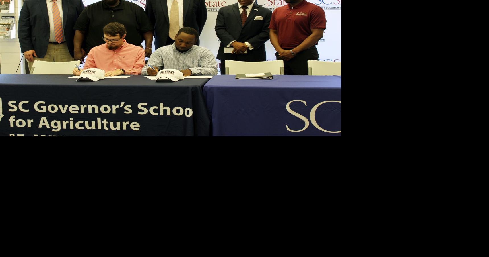 Seniors at John De La Howe receive scholarships | Lakelands Connector ...