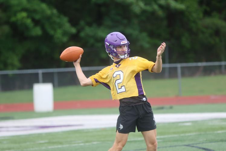 Day 1: Emerald kicks off spring football practice | Sports ...