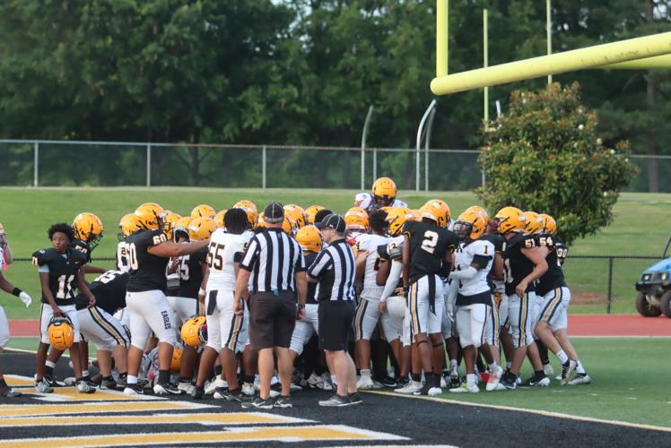 Greenwood's defense shines over offense in spring game | Sports ...