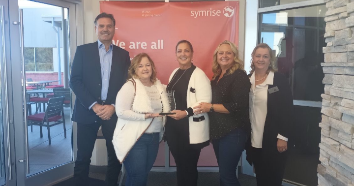 Symrise Pet Food presented with Leadership Award | Lakelands Connector ...