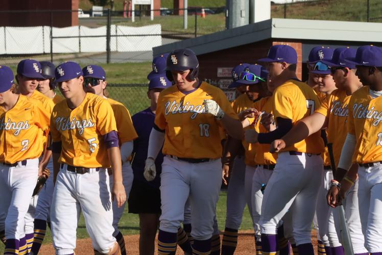 Late rally falls short to end Emerald baseball's season | Sports ...