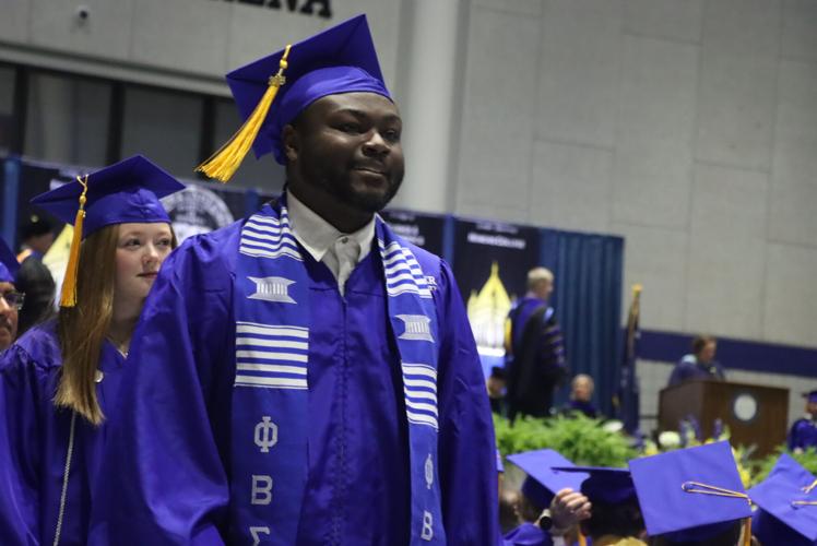 A message of individuality sends Lander graduates forward | News ...